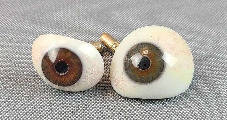 Glass Eyeball Cufflinks - Matthew Bullock Auctioneers