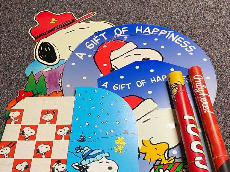 Group of 8 Assorted Peanuts Posters, Stand-ups, and More - Matthew ...