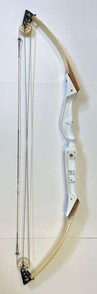 Jennings Model T Left Handed Compound Bow - Matthew Bullock Auctioneers