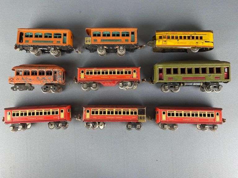 Group of 9 Assorted O Scale Train Cars - Matthew Bullock Auctioneers