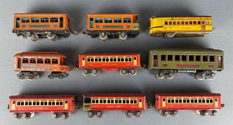Group of 9 Assorted O Scale Train Cars - Matthew Bullock Auctioneers