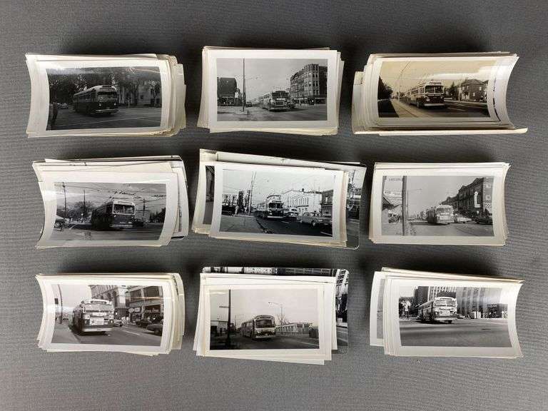 Group of Chicago City Bus Photographs - Matthew Bullock Auctioneers