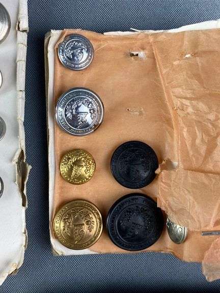 Group of 100+ Assorted Train Buttons - Matthew Bullock Auctioneers