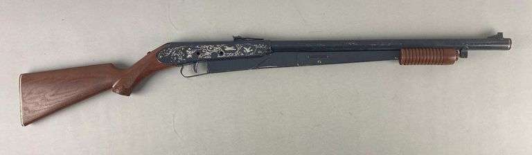 Daisy Model 25 Air Rifle - Matthew Bullock Auctioneers