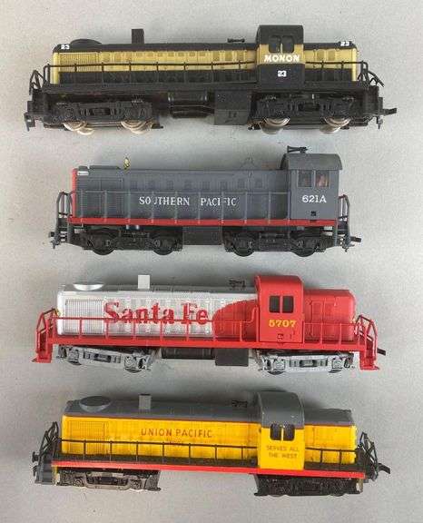 Group of 4 HO Scale Diesel Locomotives - Matthew Bullock Auctioneers
