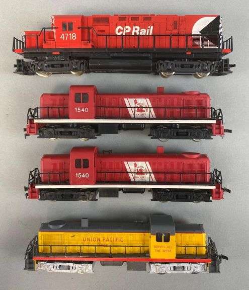 Group of 4 HO Scale Diesel Locomotives - Matthew Bullock Auctioneers