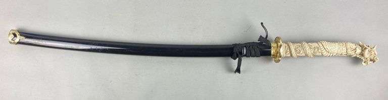 Fantasy Dragon Hilt Katana With Sheath - Matthew Bullock Auctioneers