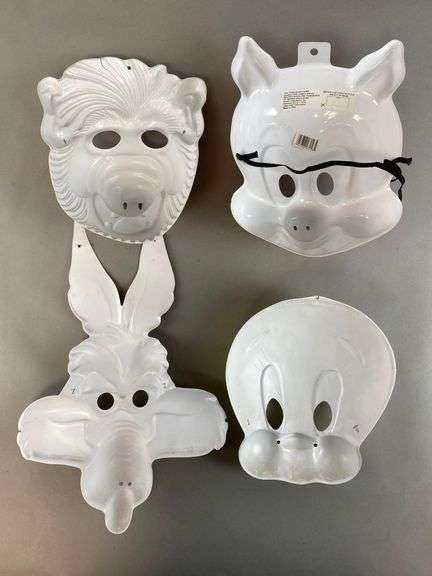 Group of 4 Looney Tunes Vacuum Form Masks and More - Matthew Bullock ...