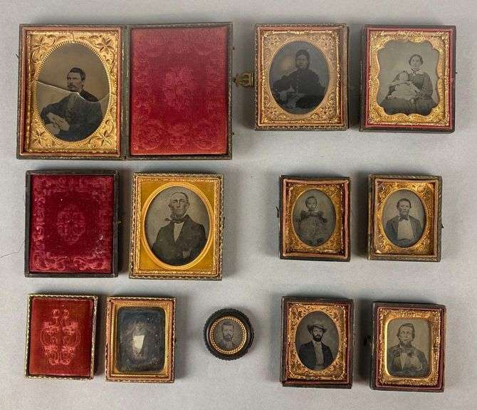 Group of 10 Civil War Era Tintype Photographs - Matthew Bullock Auctioneers