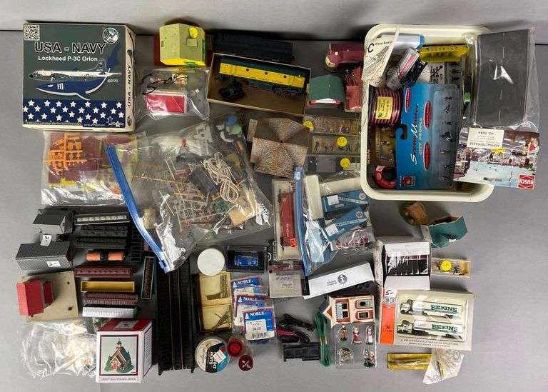 Large Group of N Scale Train Accessories - Matthew Bullock Auctioneers
