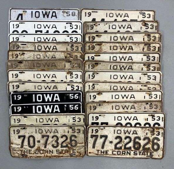Group of 24 Iowa License Plates - Matthew Bullock Auctioneers