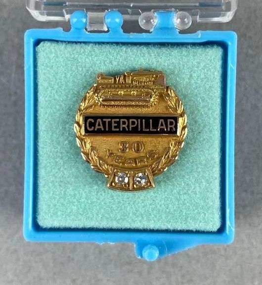 10K Gold Caterpillar 30 Year Anniversary Pin - Matthew Bullock Auctioneers