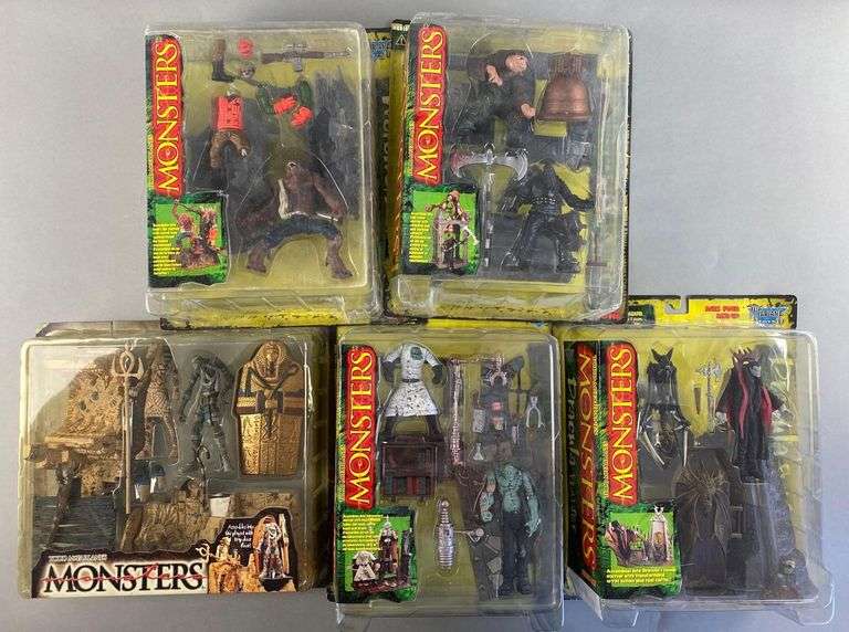Group of 5 McFarlanes Monsters Action Figures - Matthew Bullock Auctioneers