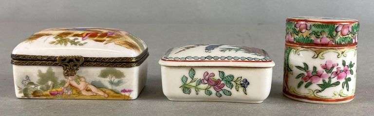 Group of 3 Porcelain Trinket Boxes - Matthew Bullock Auctioneers