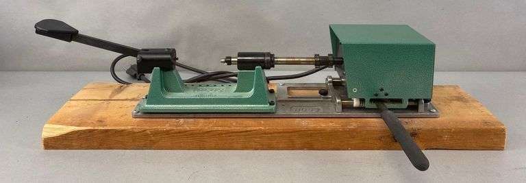 RCBS Trim Pro Manual Case Trimmer Kit - Matthew Bullock Auctioneers