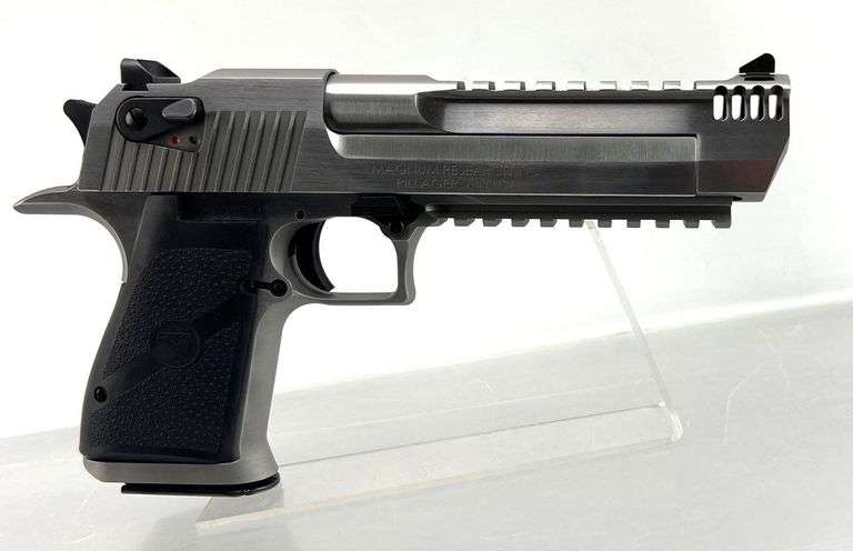 Magnum Research Desert Eagle Mark XIX .50AE cal. Semi Auto Pistol - Matthew Bullock Auctioneers