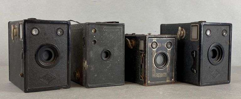 Group of 4 Vintage Box Type Cameras - Matthew Bullock Auctioneers