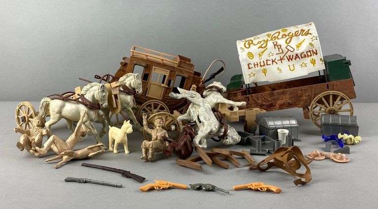 Group of Assorted Western Toys - Matthew Bullock Auctioneers