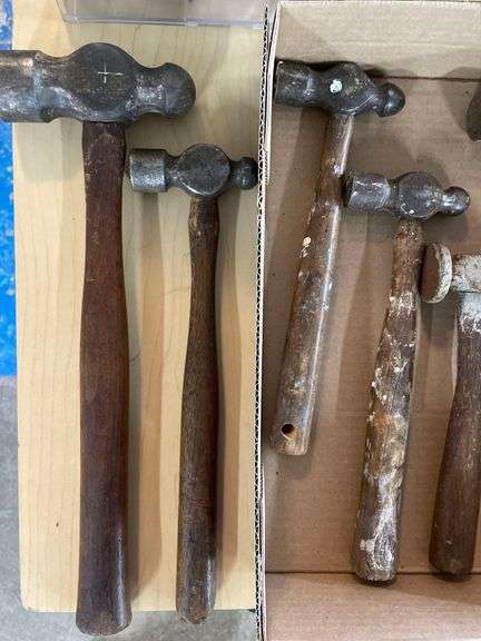 Group of 8 Hammers - Matthew Bullock Auctioneers