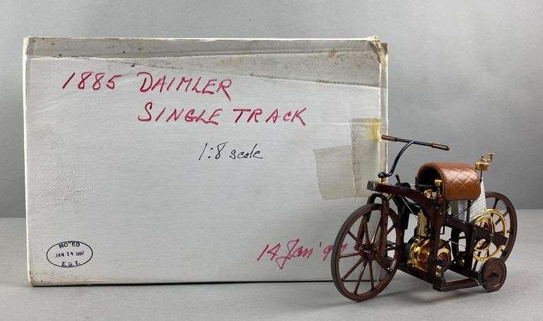 Franklin Mint Limited Edition 1885 Daimler Single Track Motor Vehicle ...