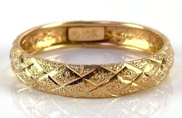 10K Gold Ring - Matthew Bullock Auctioneers