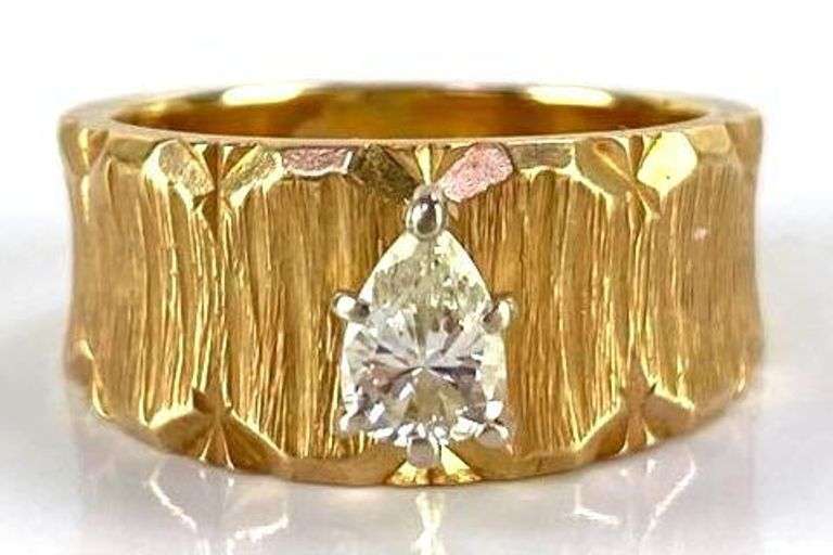14K Gold Diamond Ring - Matthew Bullock Auctioneers