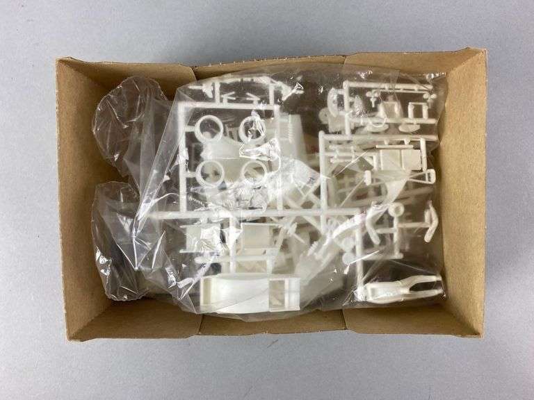 AMT Johnny Rutherford Gatorade McLaren Model Kit - Matthew Bullock ...