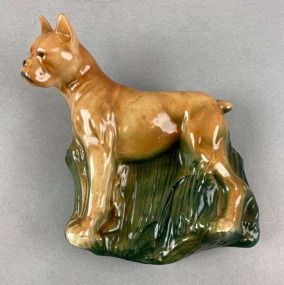 Bulldog Pottery Wall Planter - Matthew Bullock Auctioneers
