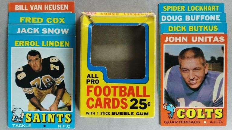 1971 Topps Football Cello Pack Box - Opened with 8 Cards - Matthew ...