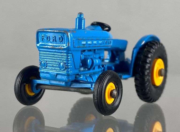 Matchbox No. 39 Ford Tractor - Matthew Bullock Auctioneers