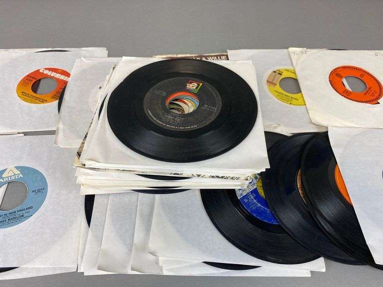 Classic 45 Record Collection 1960 - 1990 With Carry Case - Matthew ...