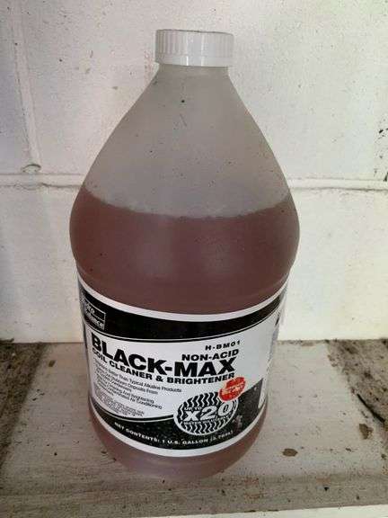 Hydrobalance Black Max Cleaner - McNatt Real Estate