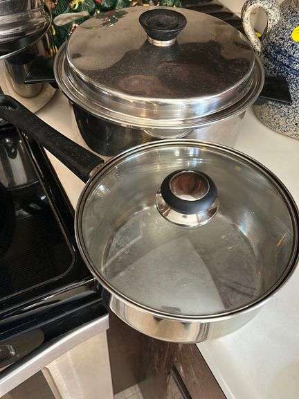 Duncan Hines strewer and clear lid cooker - McNatt Real Estate