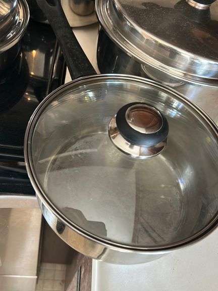 Duncan Hines strewer and clear lid cooker - McNatt Real Estate