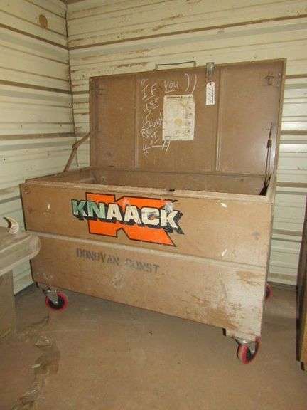 KNAACK WATCHMAN 2 48"X24" GANG BOX ON CASTERS - McPherson Auction & Realty
