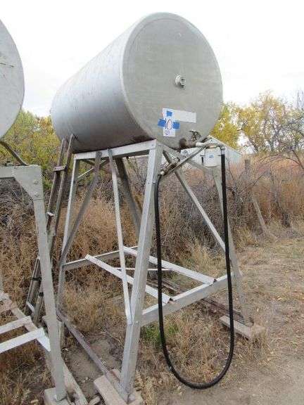 300 GALLON OVERHEAD FUEL TANK AND STAND WITH HOSE AND NOZZLE - GOOD SET ...
