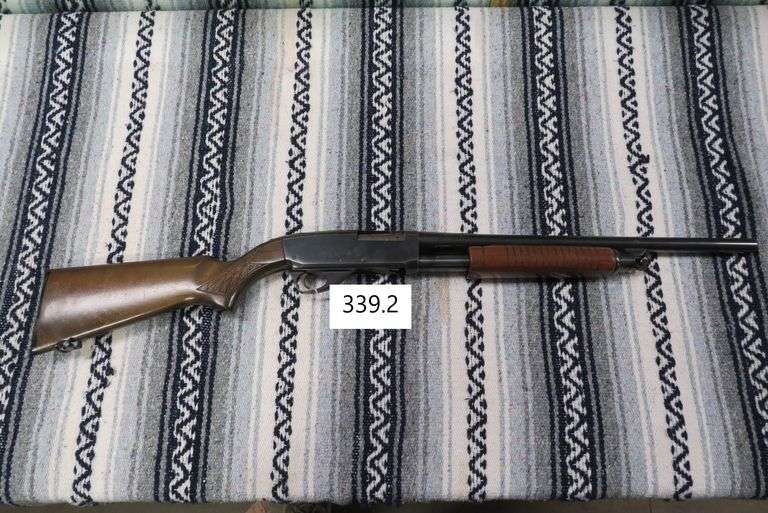 SAVAGE MODEL 30E 12 GAUGE PUMP SHOT GUN - 2 3/4" STOCK IS A BIT LOOSE ...