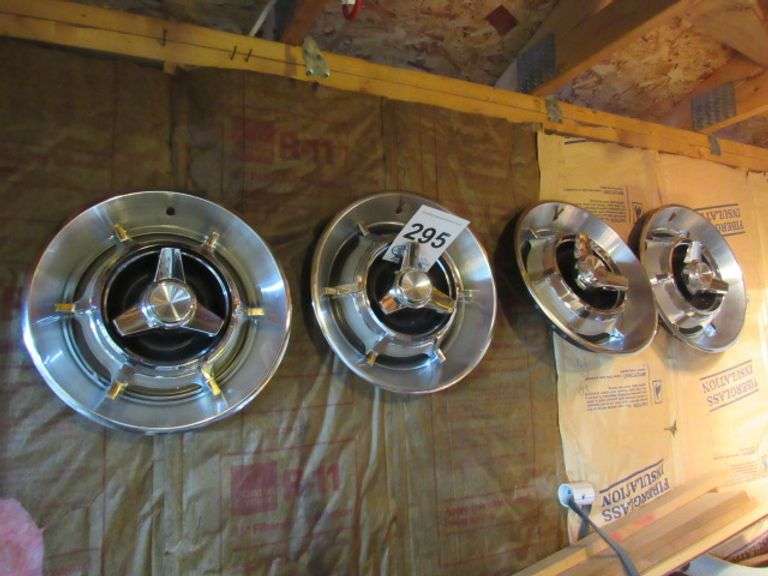 4 HEAVY "KNOCK OFF" STYLE HUB CAPS, SELLING SO MUCH A PIECE X 4 - ALL 4 ...