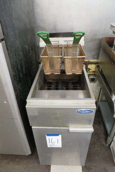 COOK RITE 15" SINGLE WELL DEEP FRYER - NATURAL GAS WITH 2 BASKETS - ON ...