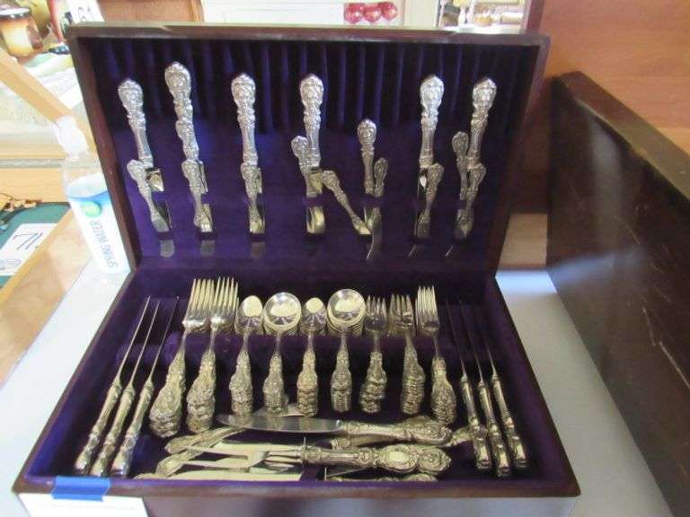 STERLING SILVER FLATWARE SET - ALL MATCHING - W/ WOOD CASE - READ ...