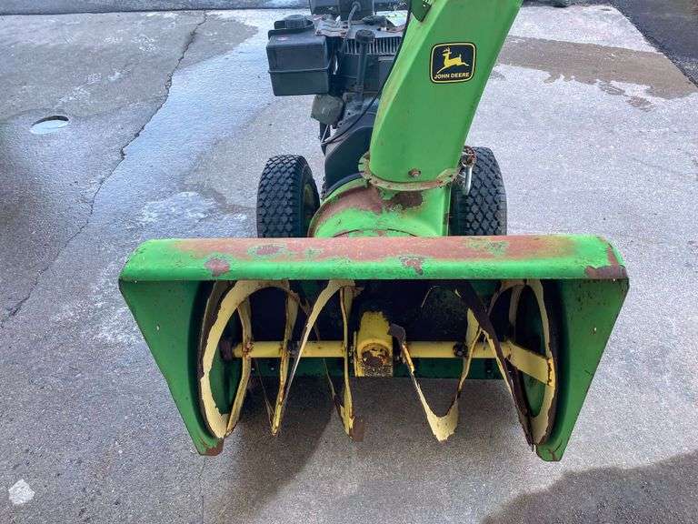 John Deere TRS 27 Two Stage Snowblower - Meagher Auctioneers