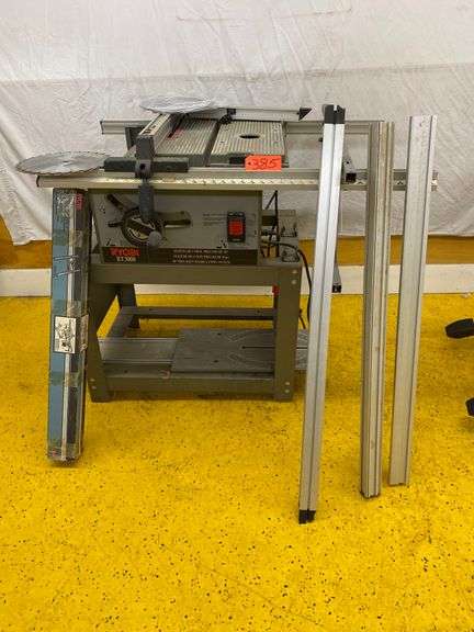 Ryobi BT3000 Precision Woodcutting System - Meagher Auctioneers