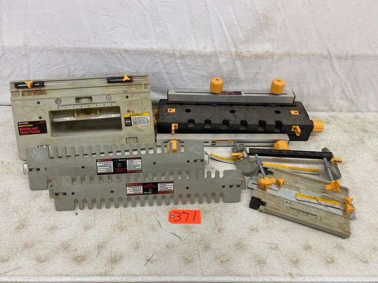 Craftsman Dovetail, Mortise & Tenon Jig - Meagher Auctioneers