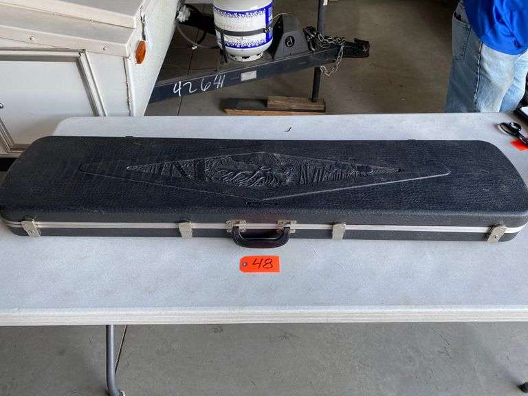 DMC Hard Sided 48" Gun Case - Meagher Auctioneers