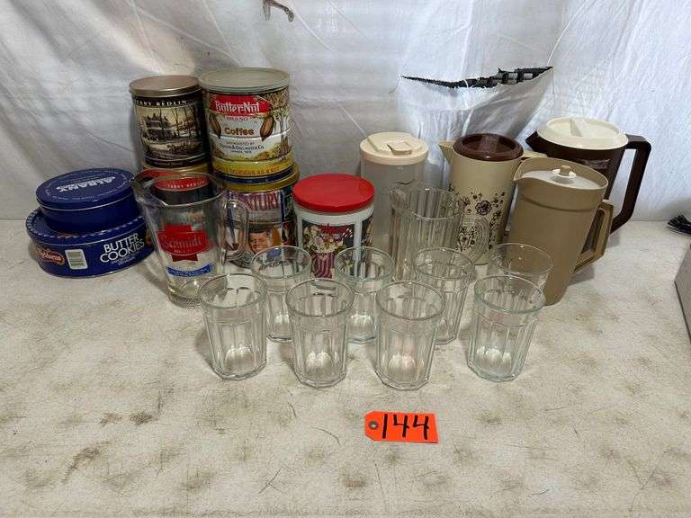 Schmidt Beer Pitcher, Glasses, Pitchers, Metal Tins - Meagher Auctioneers