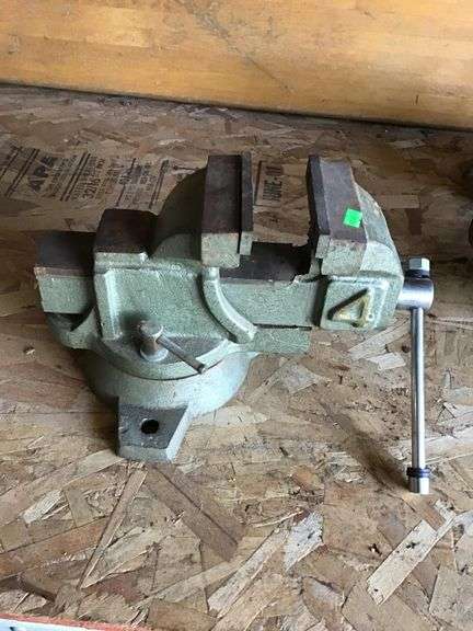 4” Bench Vise - Metzger Property Services LLC