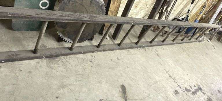 18 Foot Wooden Step Ladder - Metzger Property Services LLC