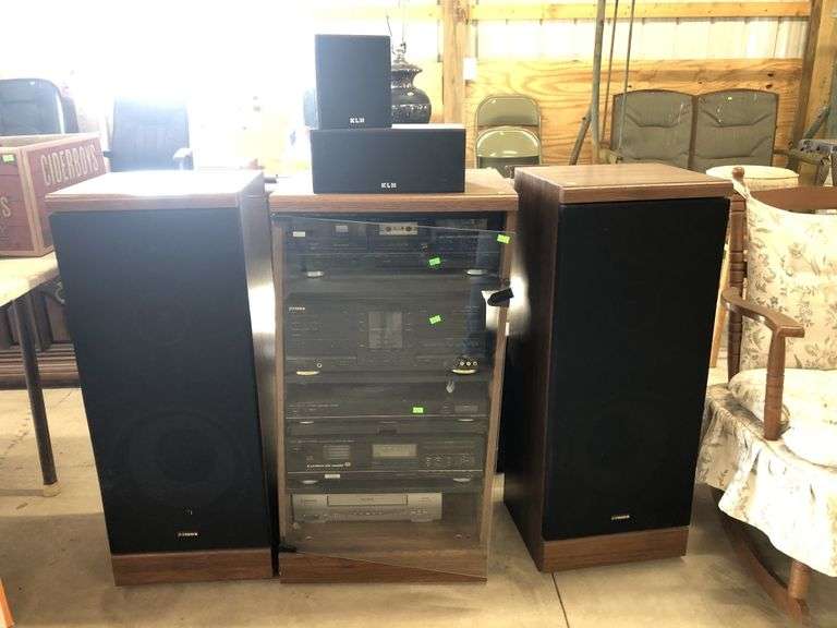 Fisher Stereo System - Metzger Property Services LLC