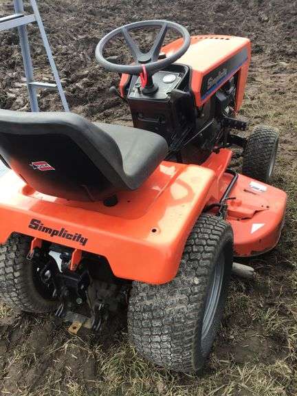 Simplicity Hydro V-Twin Mower, Runs - Metzger Property Services LLC