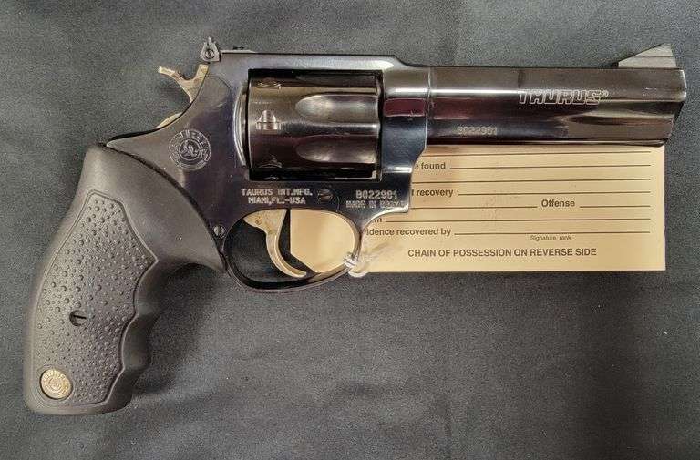 Taurus 17 Hmr Model B022981 Revolver With Case - Metzger Property ...